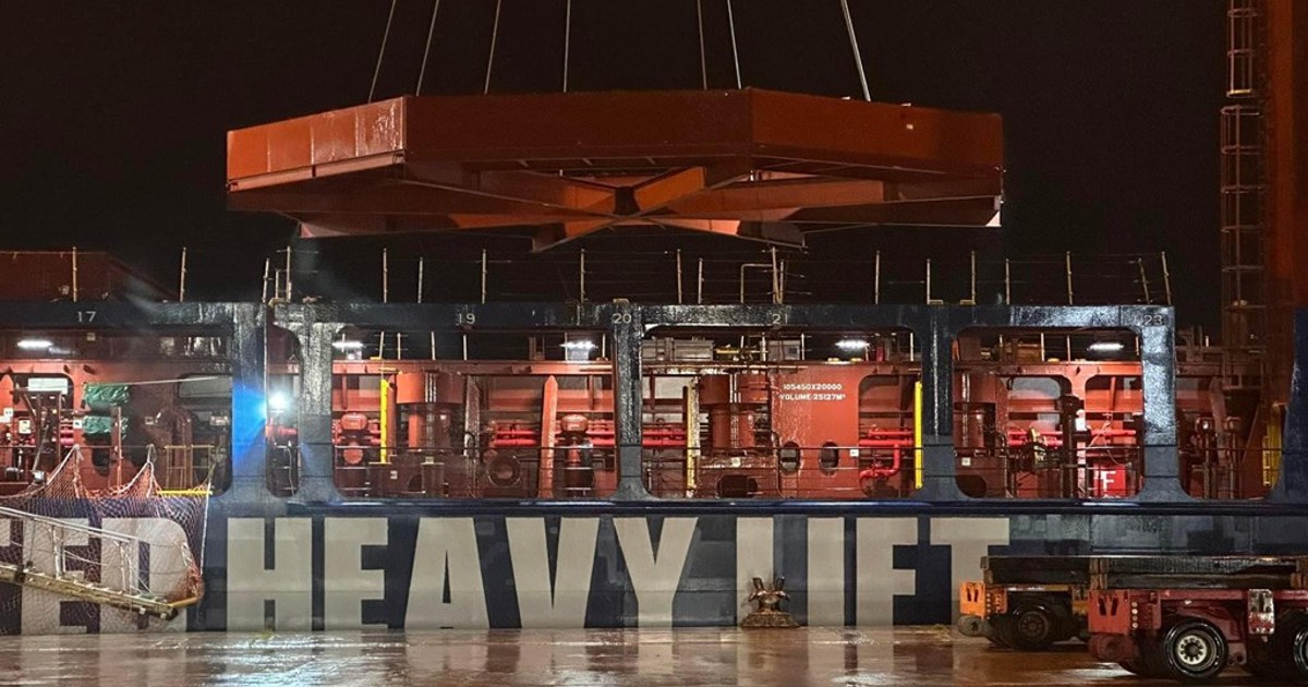 UHL Fighter arrives at Pembroke Port for Greenlink Interconnector ...